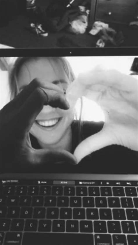 Cute Couple Goals Not My Pics Ldr Pictures Relationship Goals Ldr