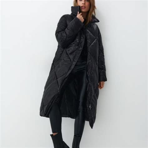 Стильне пальто Mohito — ціна 1400 грн у каталозі Пуховики Купити жіночі речі за доступною ціною