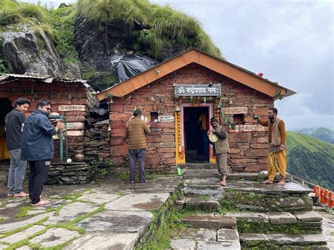 Complete Travel Guide To Rudranath Temple Trek Route Distance And Tips