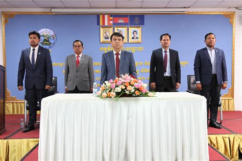 រូបភាពសកម្មភាព ឯកឧត្តម តុប ឫទ្ធី អគ្គនាយកនៃអគ្គនាយកដ្ឋានសេវាកម្មច្បាប់ និងបច្ចេកទេស