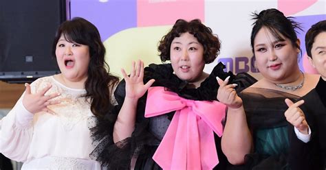 [포토] 이국주 신기루 풍자 무대 꽉 채우는 드레스 자태