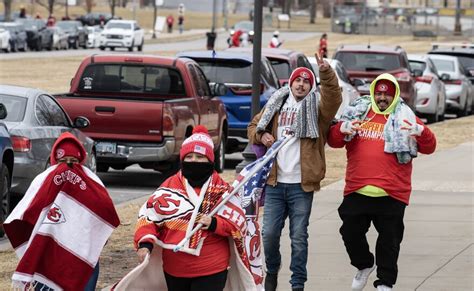 Kansas City Chiefs Super Bowl Parade Live Updates Kcur Kansas City