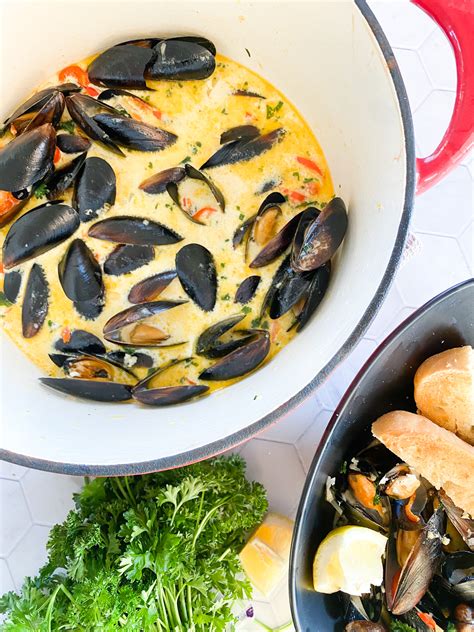 Mussels In Garlic Cream Sauce Eat Like Erin