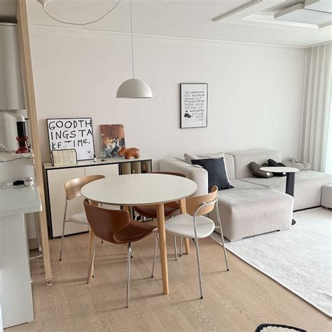 실패 없는 화이트and우드 펫테리어까지🐕 곁들인 스타일링 라이프스타일 슈퍼앱 오늘의집