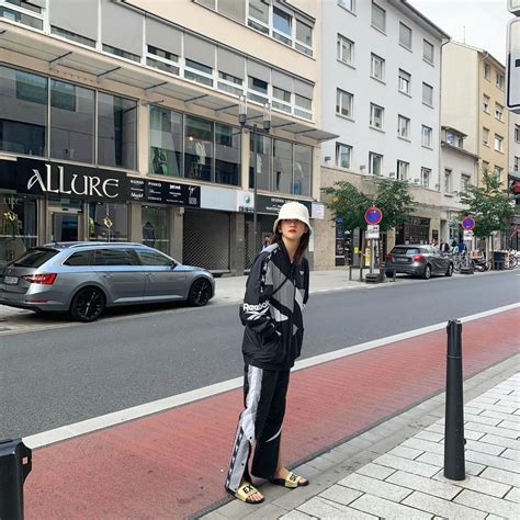 꿍 On Twitter 201123 210128 191208 190930…