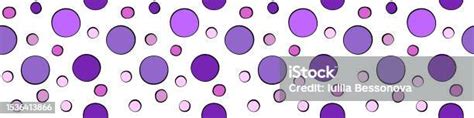 여러 가지 빛깔의 핑크 퍼플 물방울 무늬 심리스 패턴 밝은 아이들은 점 반점 거품 다양한 크기의 원으로 배경 질감을 손으로 그렸습니다 0명에 대한 스톡 벡터 아트 및 기타