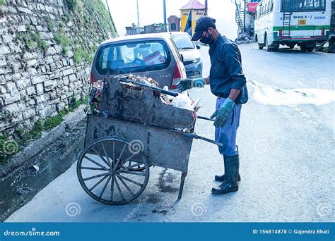 Indian Garbage Collector Man Editorial Photo 27679677