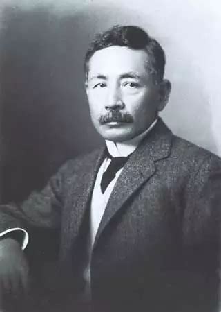 1918年的今天日本的国民大作家夏目漱石去世大脑留存至今 百科TA说