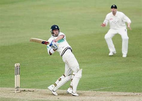 Sean Ervine Pulls Against Sussex