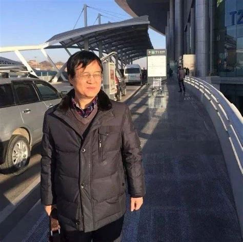 黄石诗坛 张小红的诗在雪原读书的孩子外五首 先生 中国远征军 静默