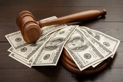 عدم پرداخت هزینه دادرسی در مرحله تجدید نظر مریم نصراللهی وکیل پایه یک دادگستری