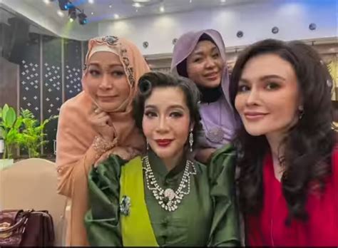 Dia Berlakon Macam Tak Pakai Skrip Wey Still Sama Dgn Movie Puteri