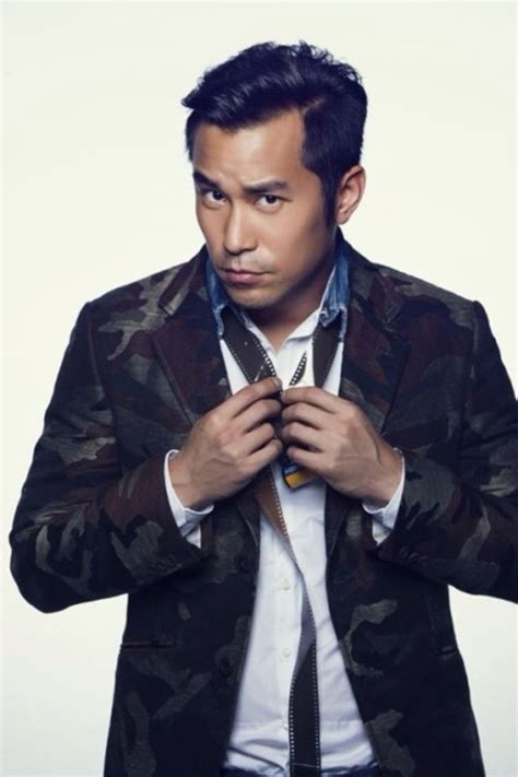 张孝全家中现神秘女疑似新欢 经纪人否认：只是朋友娱乐频道凤凰网