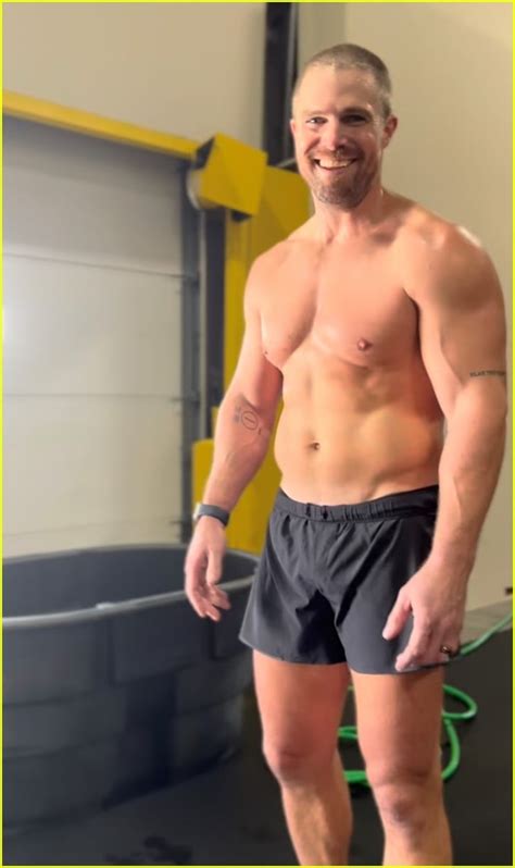 Shirtless Stephen Amell Looks Buffer Than Ever While Doing Marketing