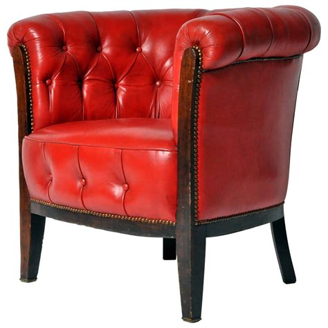Vintage Tufted Red Leather Chair At 1stdibs Vintage Red Leather Chair Vintage Tufted Leather