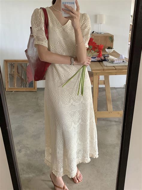 베이지하루 독보적 하객룩 펀칭 자수 롱드레스 원피스 브이넥 반팔 여름 봄 간절기 A라인 시스루 결혼식 피로연 돌잔치 모임룩 상견례 엄마돌잔치 셀프웨딩 스몰웨딩 감성