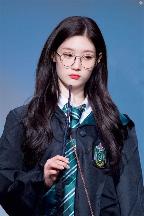 𝕗𝕠𝕝𝕝𝕠𝕨 𝕞𝕖 𝕒𝕥 𝕞𝕒𝕘𝕚𝕔𝕒𝕝 𝕝𝕚𝕥𝕥𝕝𝕖 𝕔𝕒𝕥 Dia Ioi Chaeyeon Jungchaeyeon 다이아 아이오아이 채연 정채연 Jung