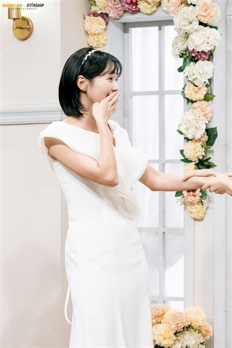 배우 채수빈 Snl 비하인드 컷 24p 촬스의 이슈와 유머