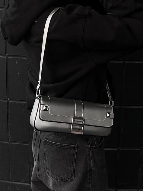 페일서울 Bohemian Baguette Bag 2color 바게트백 바게트숄더백 숄더백 핸드백 스퀘어숄더백 스퀘어백 위시버킷
