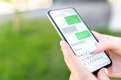 Message Color Understanding Green Messages On Iphone 13 Citizenside