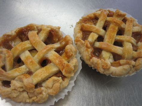 Assorted Mini Pies Maggie And Mollys Bakery