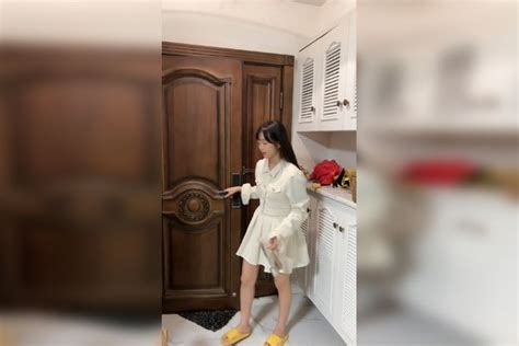 你可以骗我感情但是不可以骗我钱 感情
