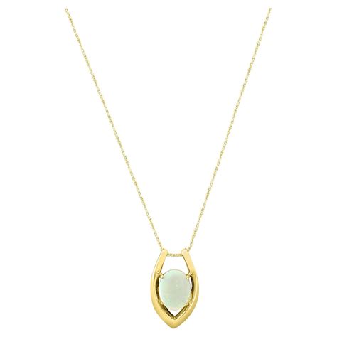 Vintage Large Oval 14k Gold Pendant Necklace W Carved Opal Cameo And