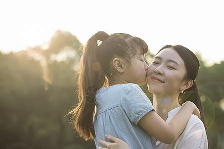 妈妈图片妈妈素材妈妈高清图片摄图网图片下载
