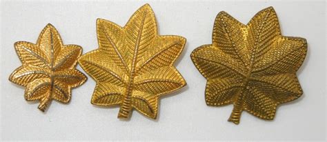 Wwii Usaaf And Army Major Rank Insignia Oak Leaves Pin Lot 4650886530