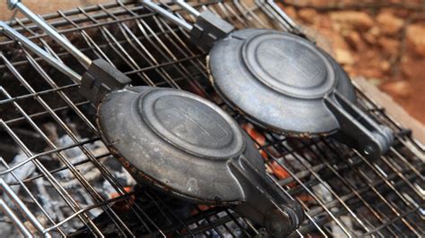 10 Scrumptious Hobo Pie Recipes To Prepare Over An Open Fire Hobo