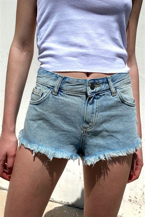 Low Waist Shorts Collection 2022 Subdued