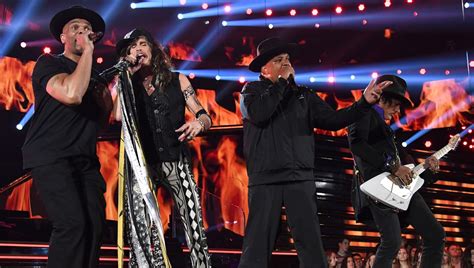 Watch Aerosmith And Run Dmc Reunite For Grammys Walk This Way Performance Musicradar