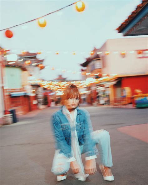 Haley Kalil Beautiful Pics Hot Celebs Home