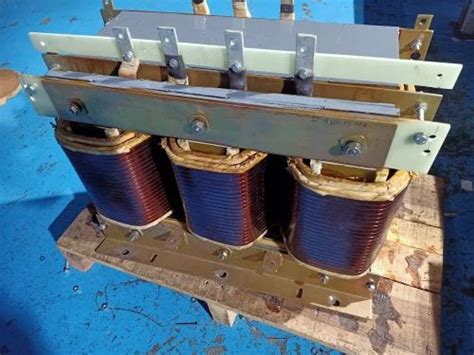 50 60 hz 0 6 10 kva online ups transformer input voltage 415 v at