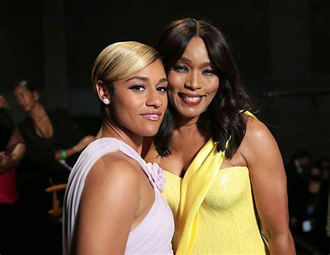 Angela Bassett Dmd Ariana Debose After Viral Did The Thing Meme Us