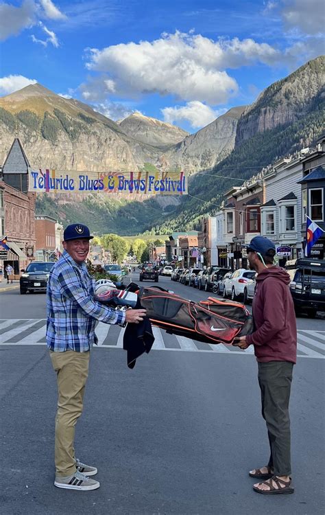 My Overgrown Living Room Setup Featuring My Fiancees Mobile Sit Stand Desk Setup R