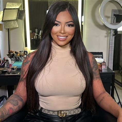 Stephanie Silveira Dando Pro Rastão 20 Minutos Belas E Famosas