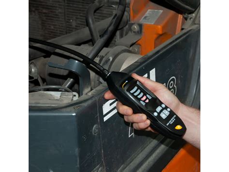 Pce Instruments Pce Ga 10 Gas Leak Detector For Flammable Gases Led Indicators Tequipment