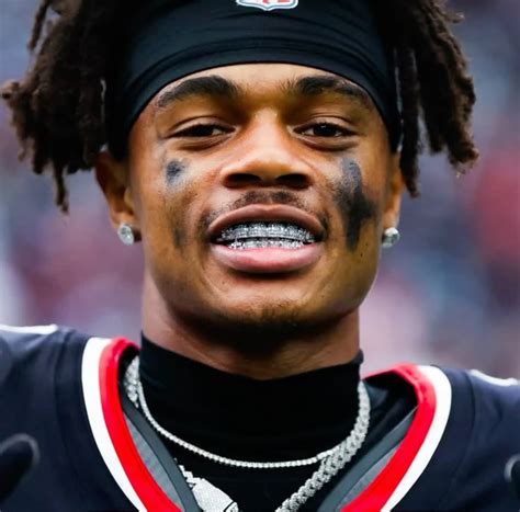 Lamar Jackson Grills Devonta Smith Pfp Jalen Ramsey Pfp Cute Dreads