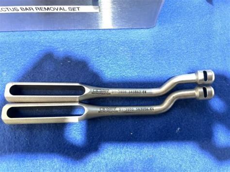 Used Various Pectus Bar Removal Set Excellent Condition Case For Sale