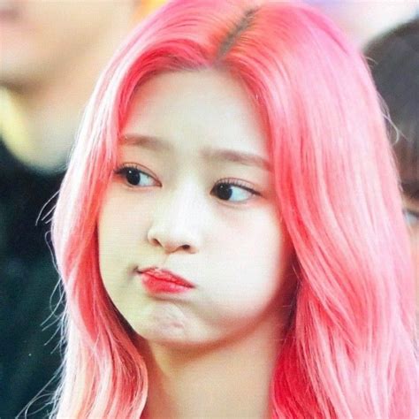 13 Minju Pink Hair Ideas Pink Hair Iz One Minju Iz One