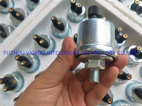 Diesel Generator Oil Pressure Sensor Water Temperature Switch Sensor For Gensets Fuel Tank
