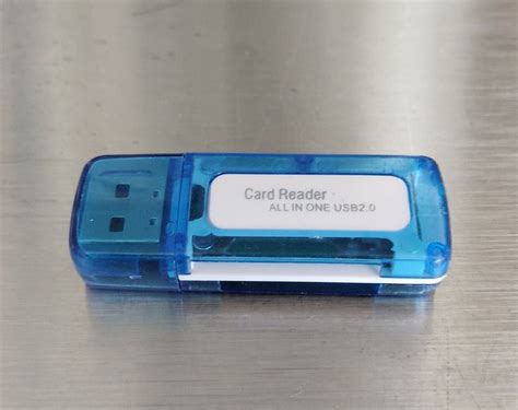 Portable Sd Card Reader 4 In 1 Neu Und Originalverpackt In Biel Bienne Für Chf 3 9 Mit