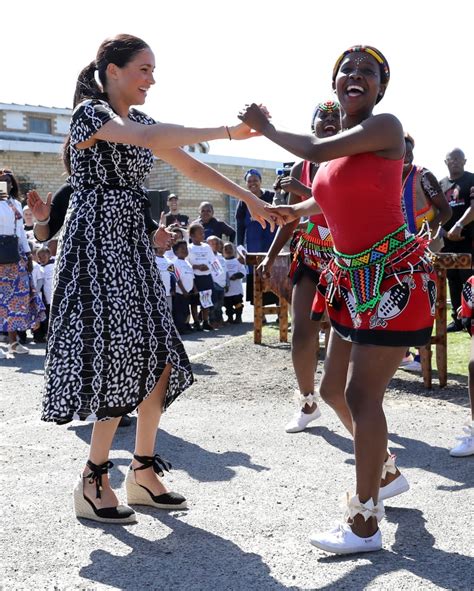 Prince Harry And Meghan Markle Dancing In Cape Town Video Popsugar