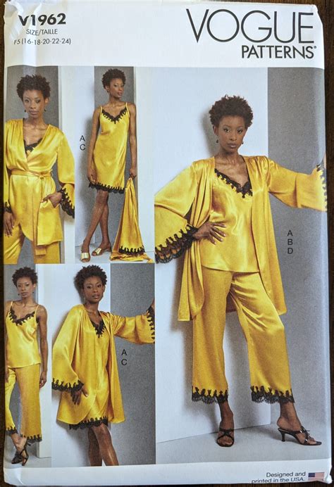 Uncut Vogue Sewing Pattern V1962 For Misses Plus Size Robe Camisole