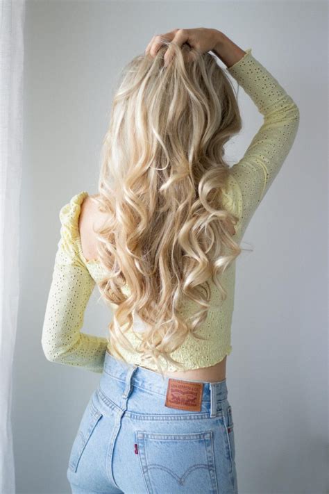 HOW TO LONG LASTING VOLUMINOUS CURLS