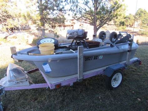 Twin Troller X 10 Poly Boat With Lots Of Extras And Accessories Sells