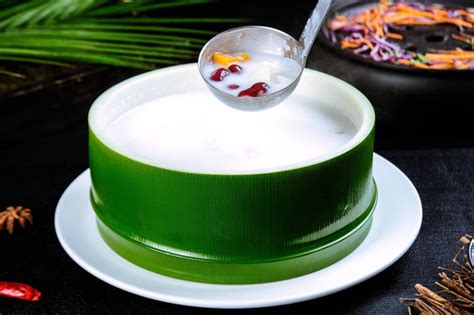 椰子鸡汤 中国菜系 食品餐饮 摄影 汇图网www huitu