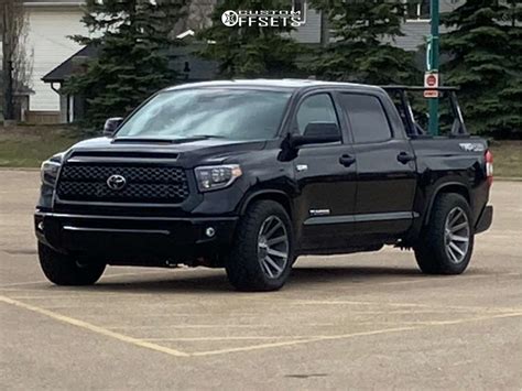 2021 Toyota Tundra With 20x10 18 Fuel Contra And 30550r20 Toyo Tires