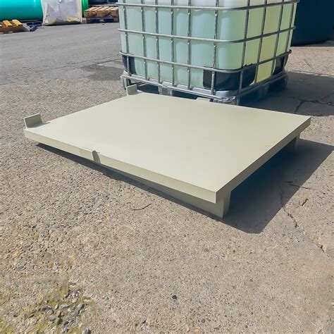 Ibc Tote Sloped Dispensing Stand Barr Plastics